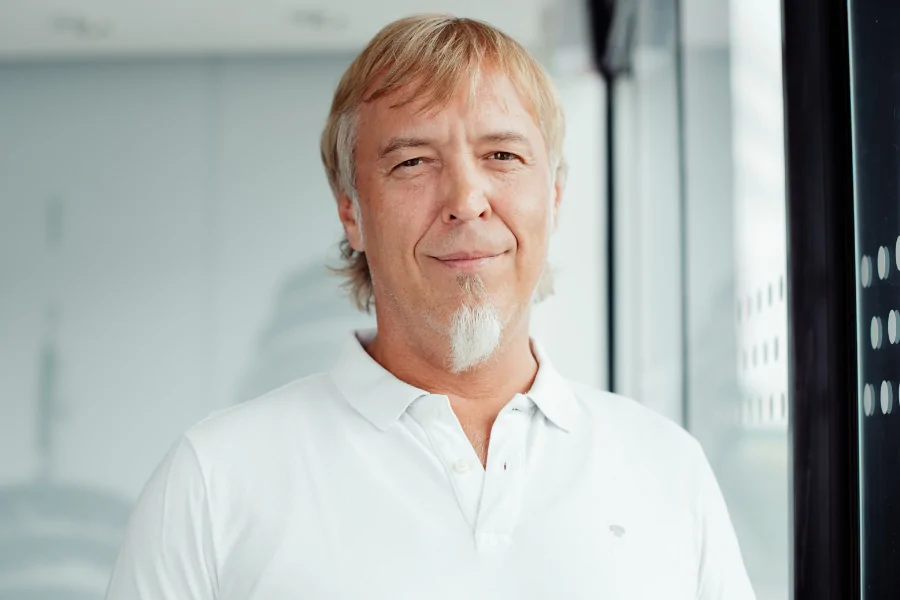 Azure Synapse Analytics – Ihr zentraler Service für die Digitalisierung Azure Synapse Analytics – Ihr zentraler Service für die Digitalisierung
